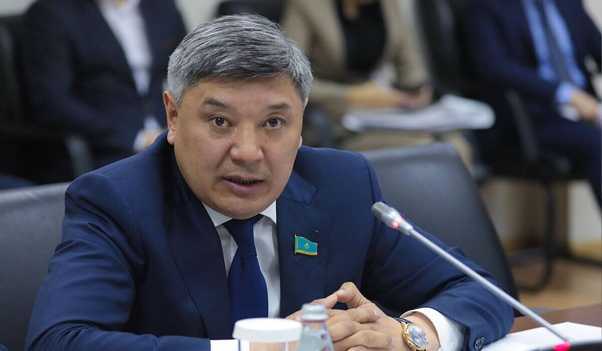 «Қаржы бухгалтерлер көлігінің багажында жүр»: Әшімжан спорт саласындағы ...